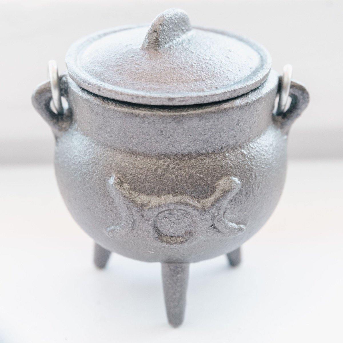 Cast Iron Cauldrons – Bowen's Botanicals